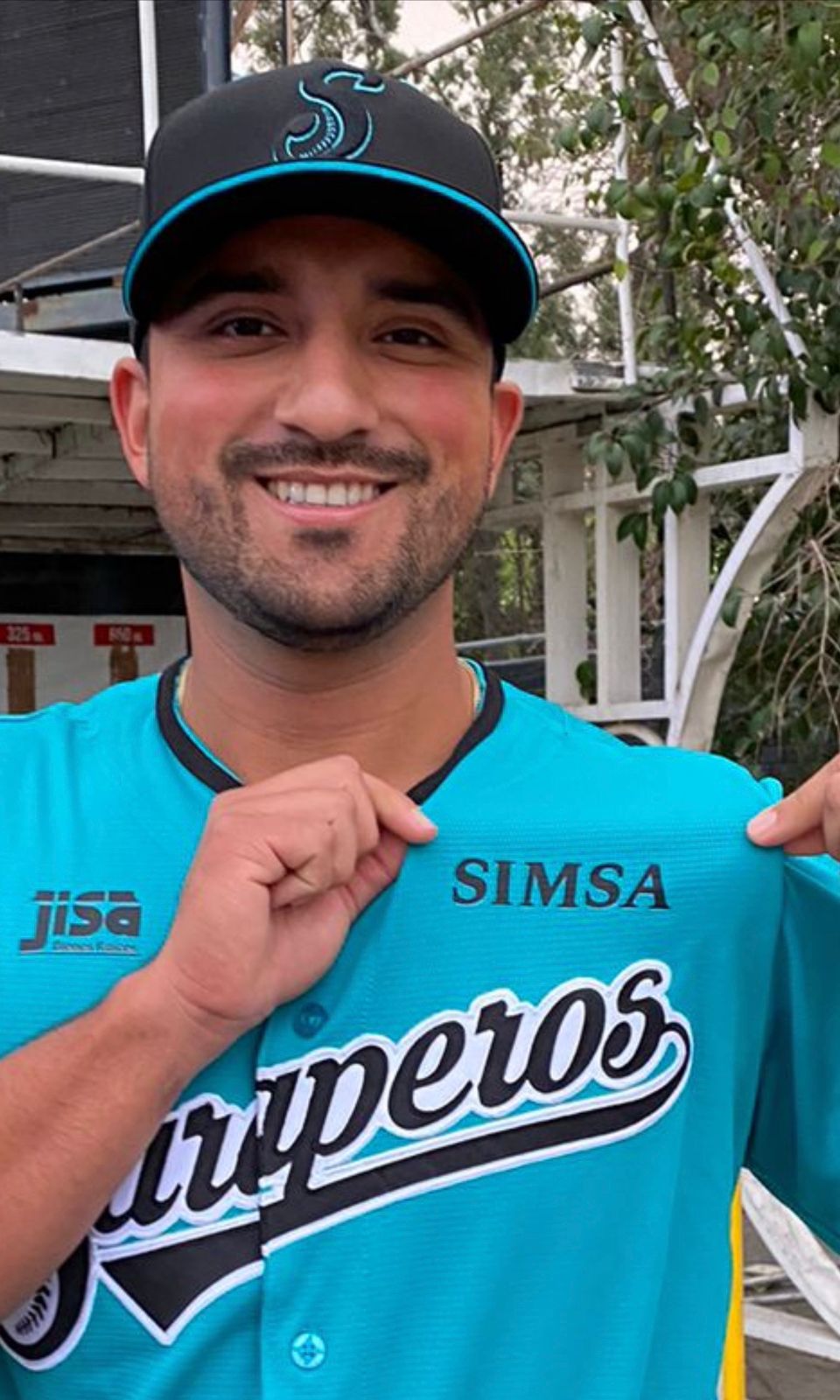 Grupo Simsa con los Saraperos de Saltillo